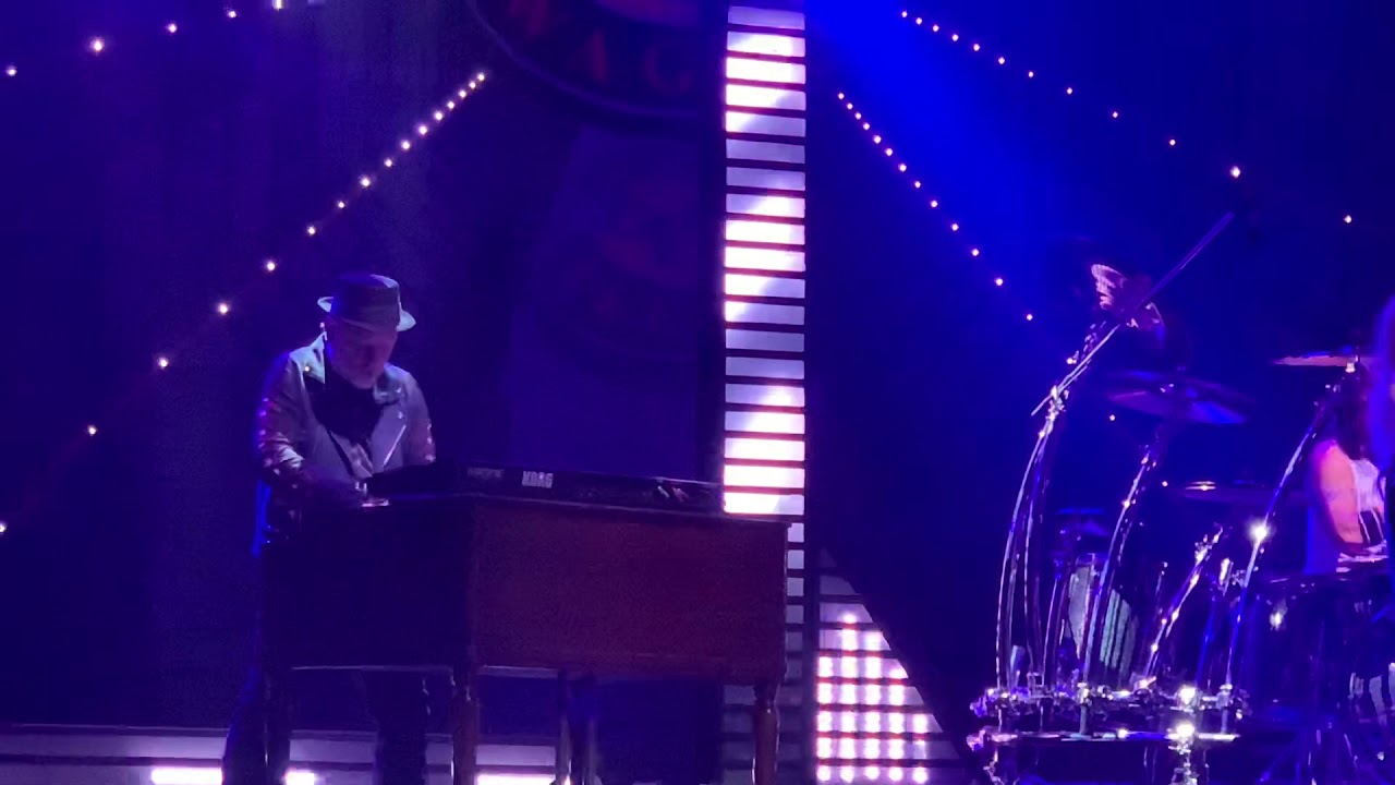 REO Speedwagon Kevin Cronin sings vocals on Back On The Road! First ...