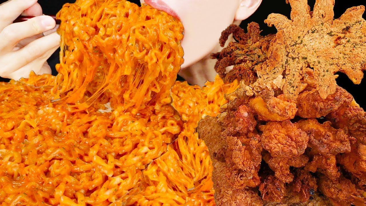 ASMR FRIED SQUID CHICKEN CHEESY CARBO FIRE NOODLES MUKBANG 먹방 イカフライ プル ...