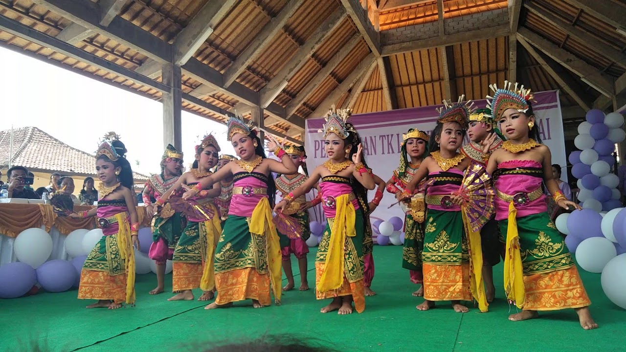 Tari janger by tk puri damai - YouTube