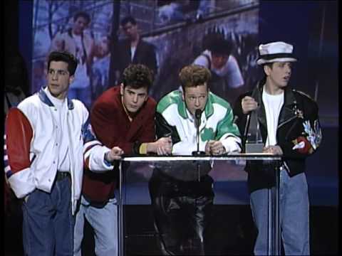 New Kids on the Block Win Pop/Rock Album - AMA 1990 - YouTube