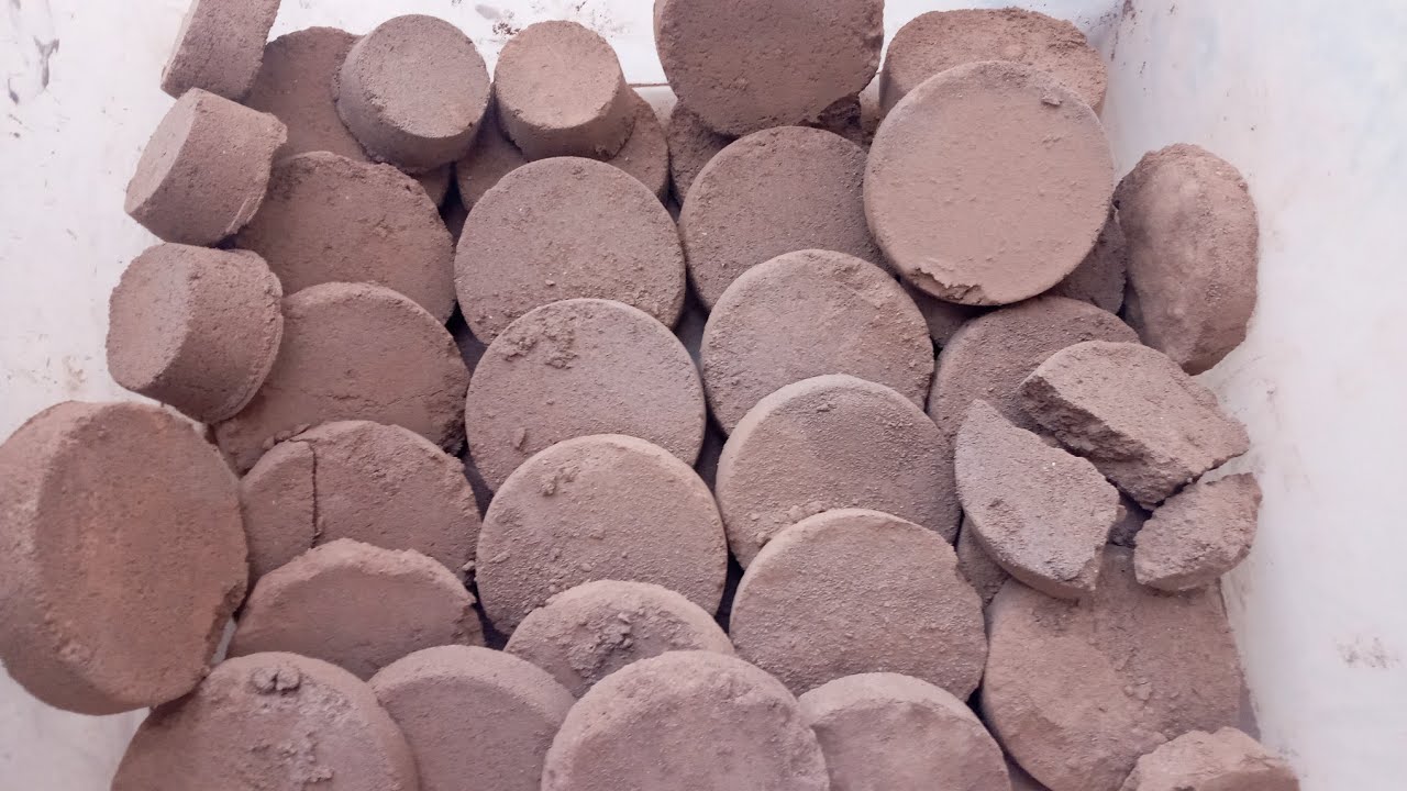 Soft Red Clay Discs Crumbling Dry And in water| ASMR. - YouTube