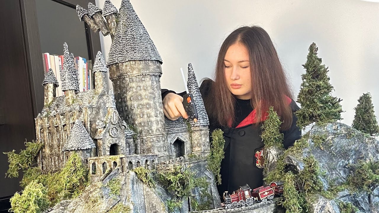 I Built ‘Harry Potter’ Hogwarts Castle Miniature From Cardboard Boxes ...