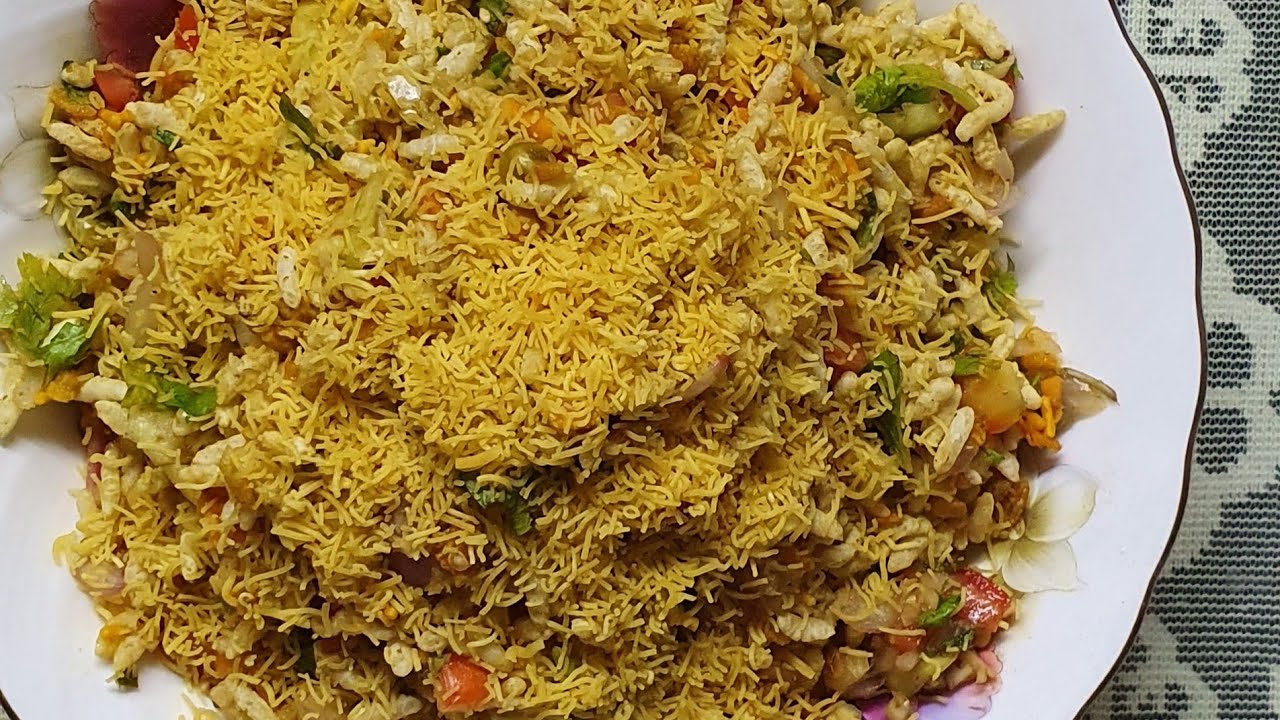 Bhel recipe || bhel in gujarati style || bhel in street food style ...