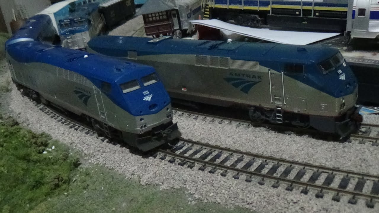 Athearn/Kato P42 Product Review/Comparison - YouTube