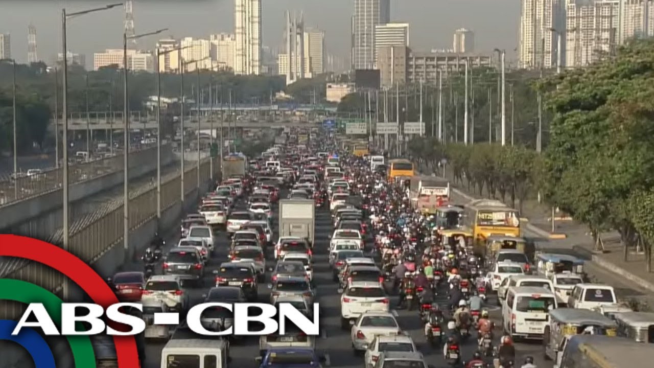 LIVE: Traffic situation on Commonwealth Avenue | ABS-CBN News - YouTube