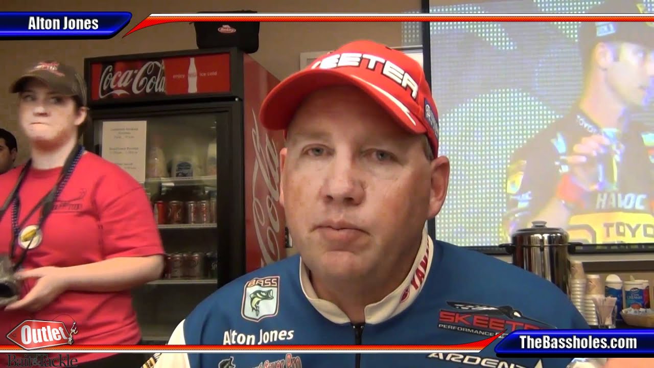 BASS Elite Pro Alton Jones Day 1 2012 Bassmaster Classic - YouTube