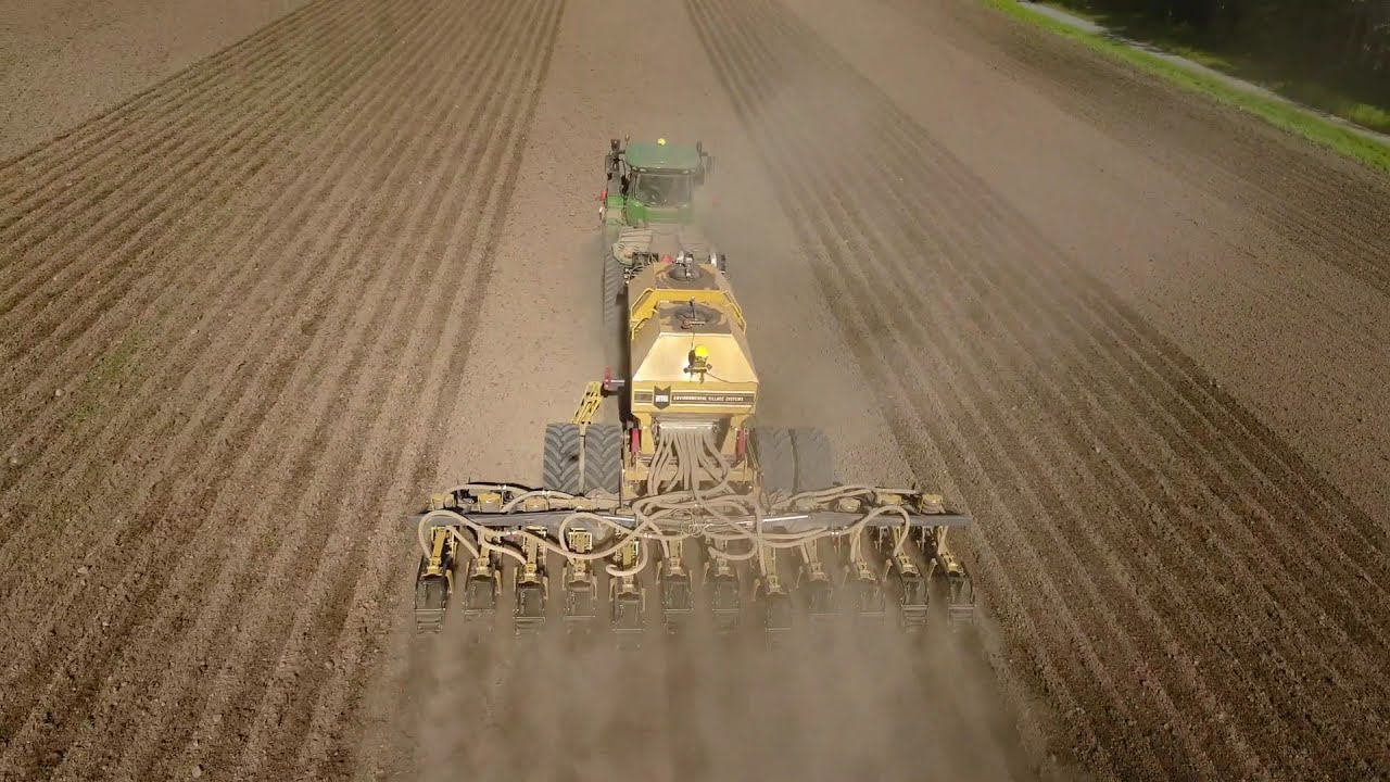 Applying Pelletized Chicken Litter with Strip-Tillage - Kreher's | ETS ...