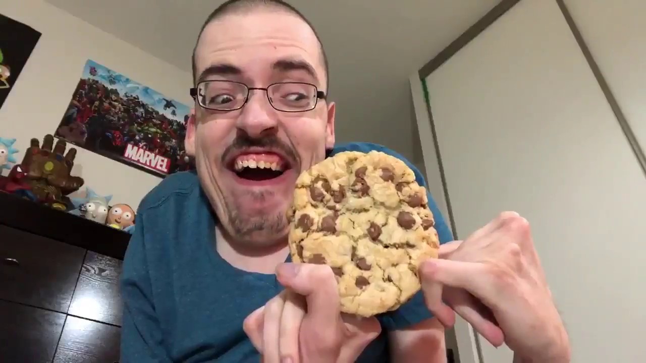 GRANDMA'S COOKIES 🍪 - Ricky Berwick - YouTube
