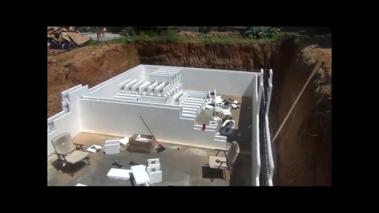 Tornado Shelter / Bunker I Made Myself - YouTube