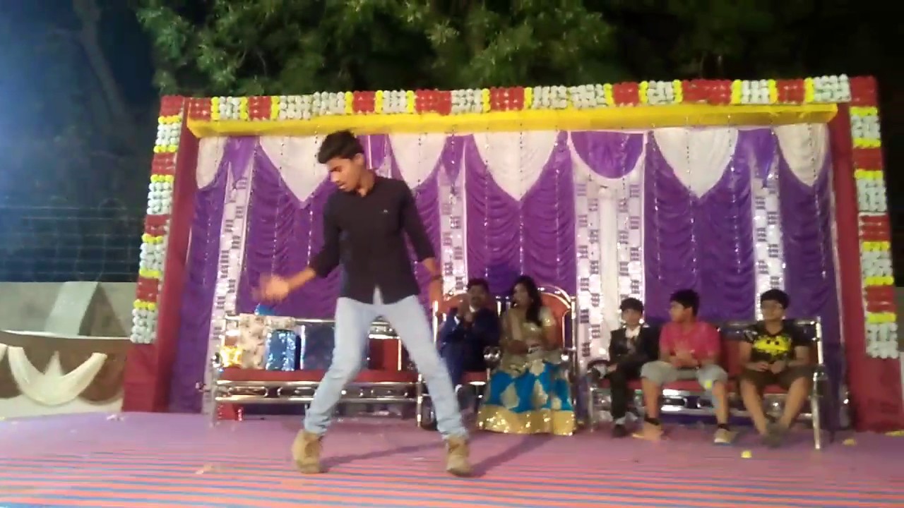 Darshan barot superb dance performance to the merriege - YouTube