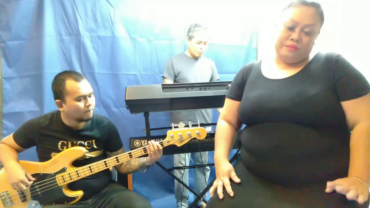 Ayah - cover by winnie albert feat (sera band) - YouTube