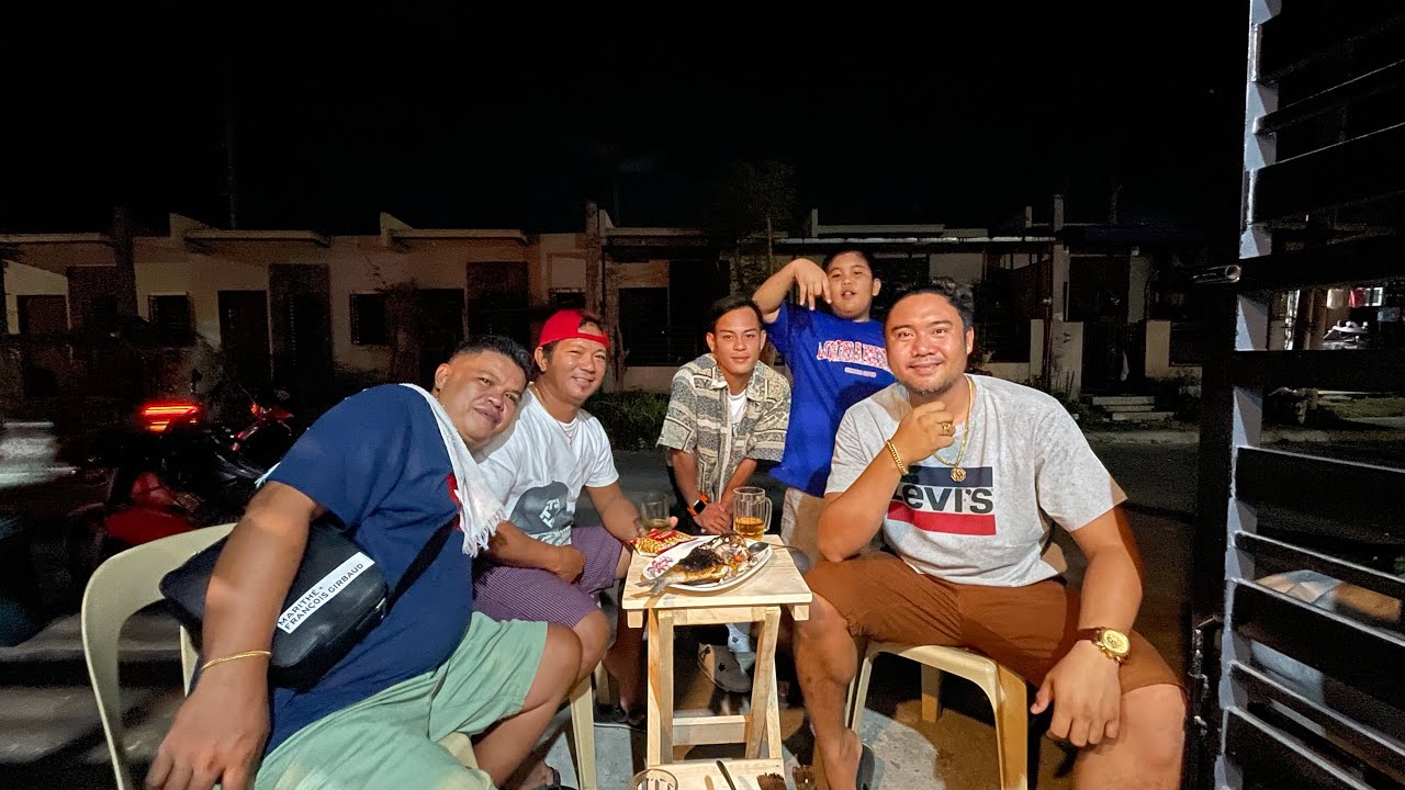 Li and Aki TV Vlog - YouTube