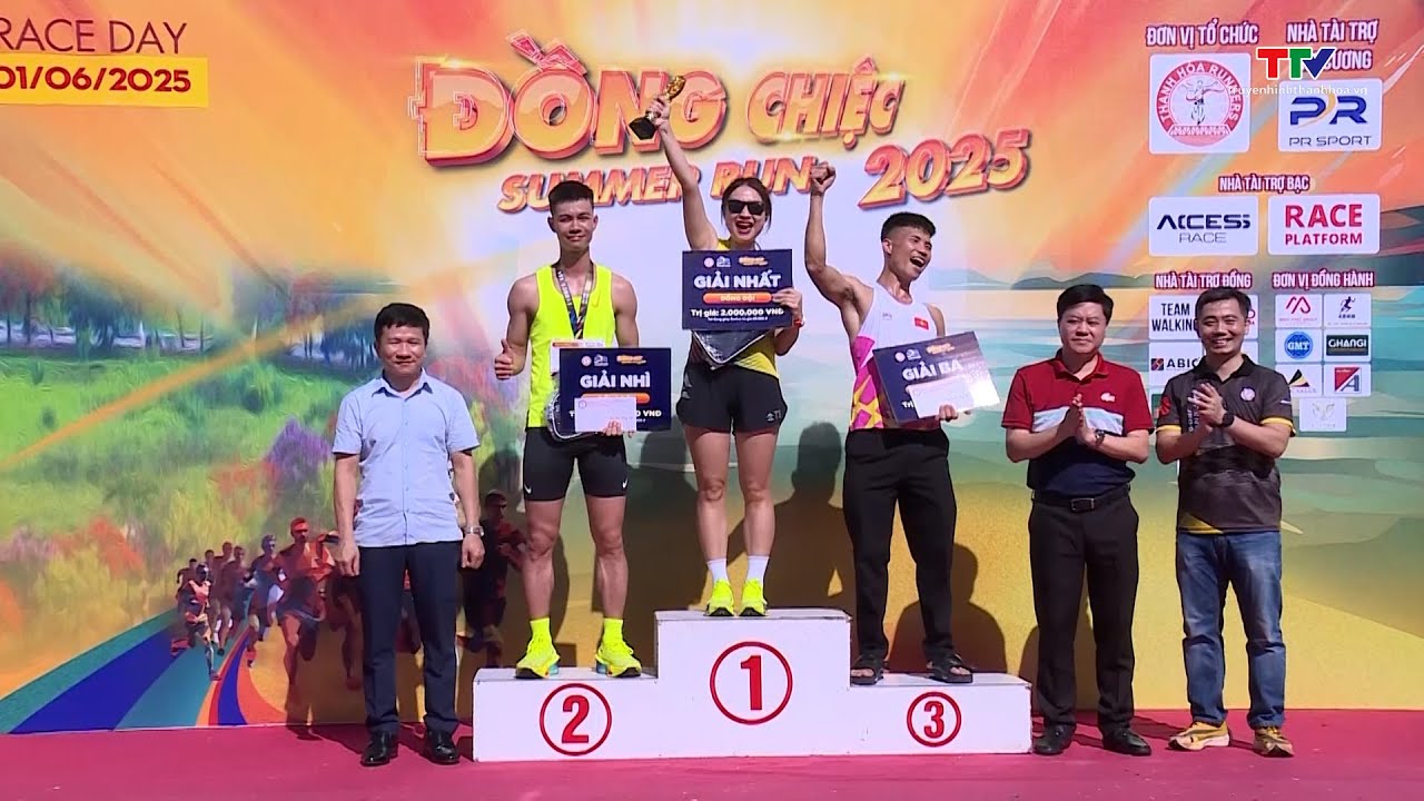 Gần 1.000 runners tham dự Đồng Chiệc Summer Run 2025 - YouTube