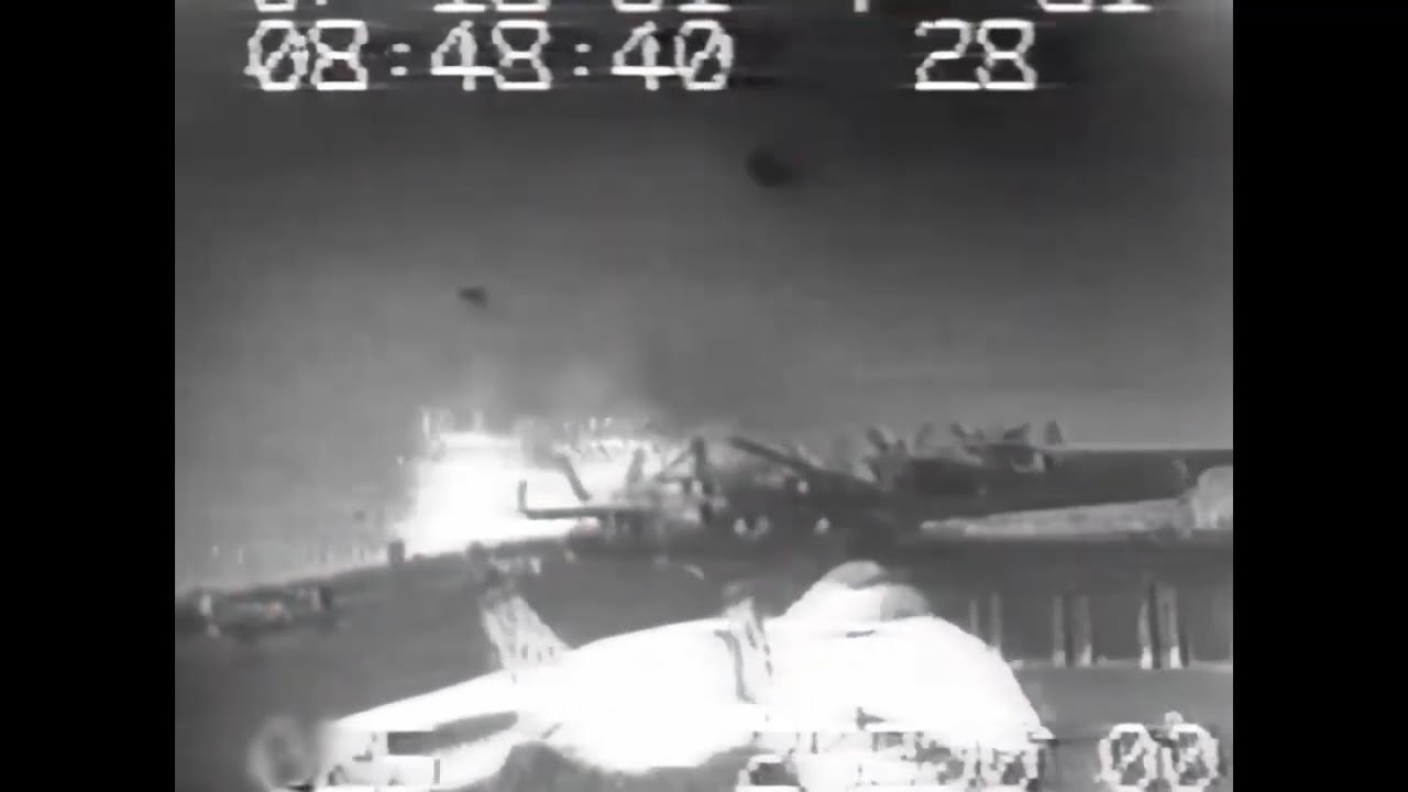 FJ-3 Fury Crash - YouTube