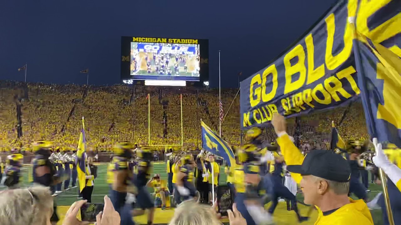 GO BLUE Banner under the Maize Out (September 11, 2021) - YouTube