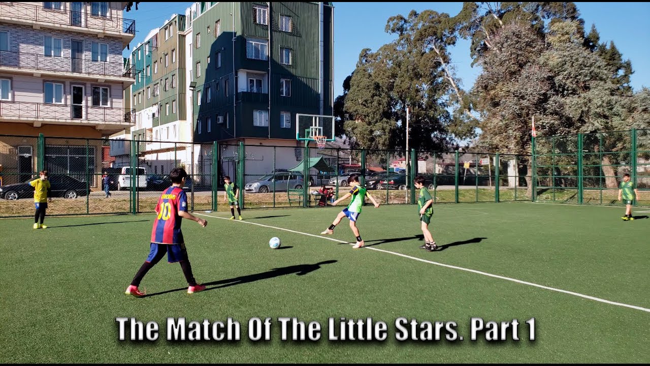 Mini football: Children's battle on the field! - YouTube