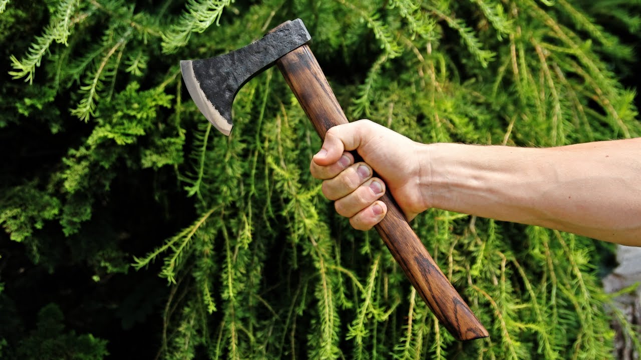 Blacksmithing - Forging an axe - YouTube