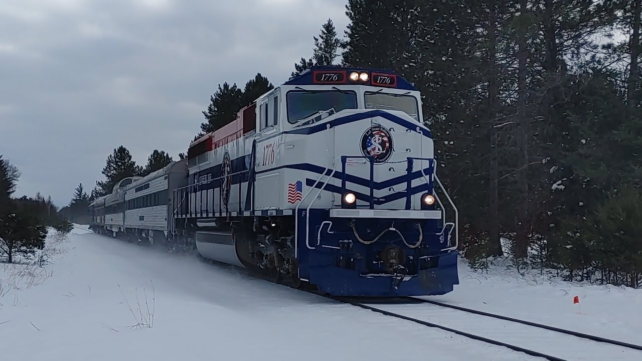 The Best Train Chase of 2025. Chasing the LSRC Santa Train with LSRC ...