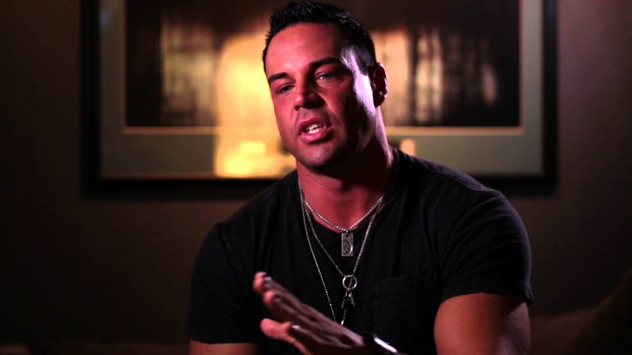 WARD BELL - THE RETURN - YouTube