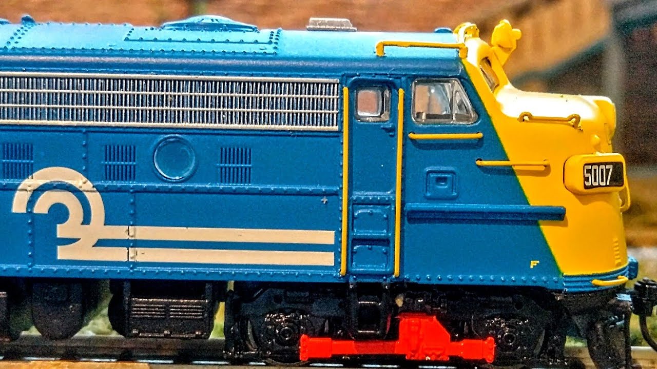 The Conrail FL9! commuter runs w The MTA FL9! N scale compositions ...