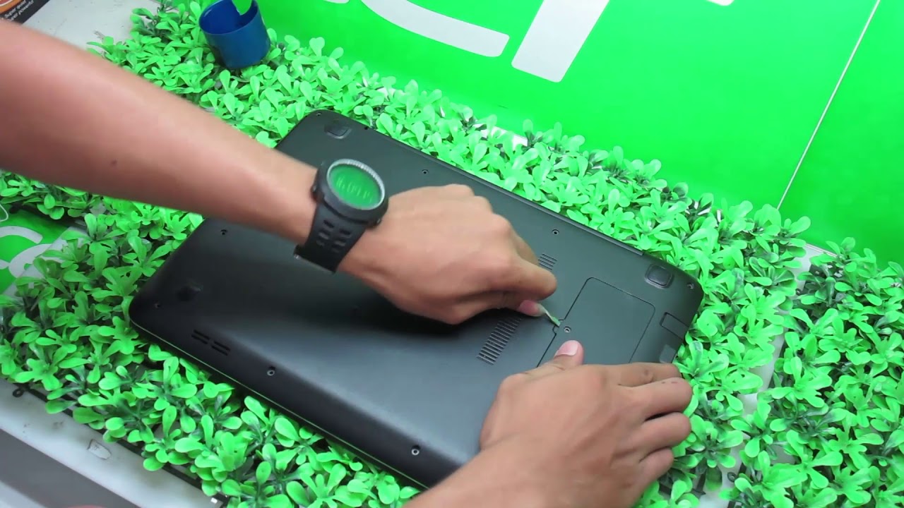 Cara bongkar Asus A455LN & melepas Hardisk - YouTube
