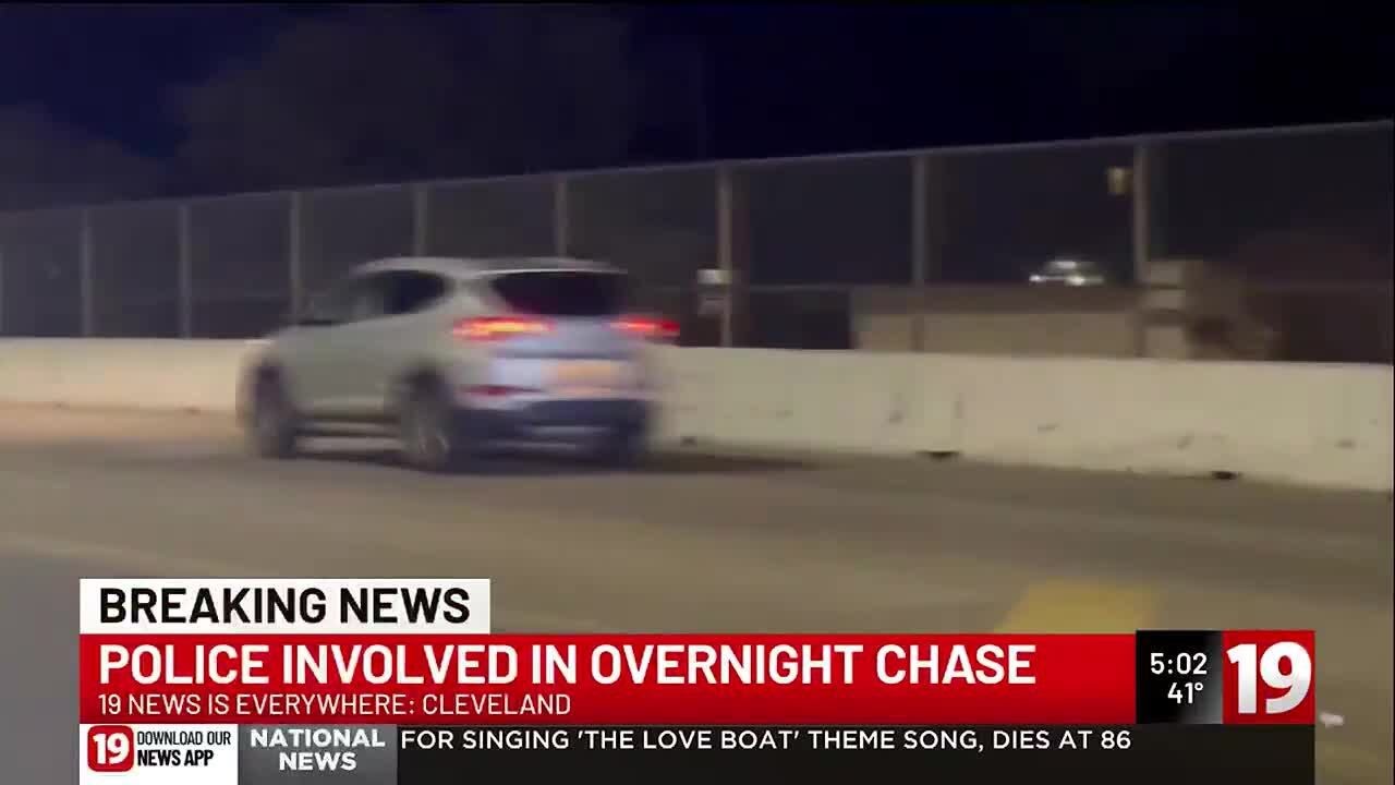 Parma Police chase car dragging spike strip - YouTube