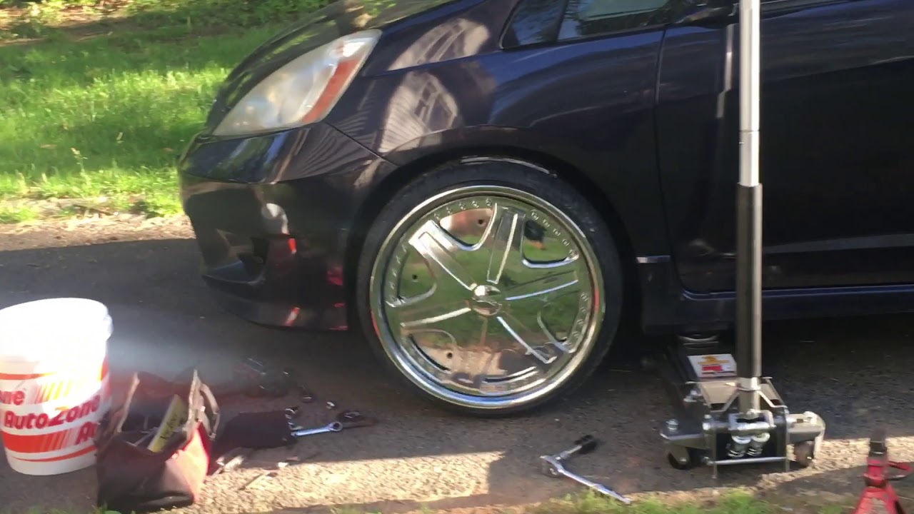 20 inch spinners on Honda Jazz Fit - YouTube