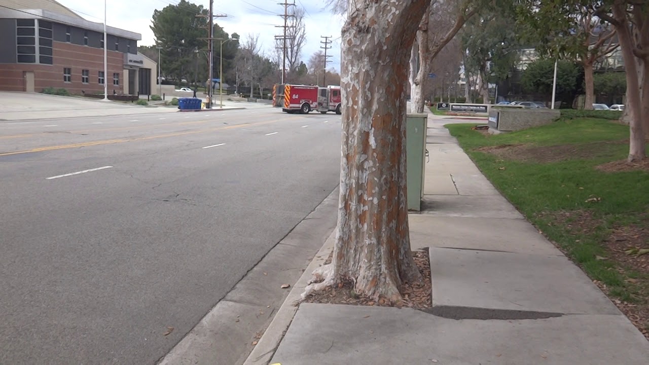 lafd engine 84 responding - YouTube