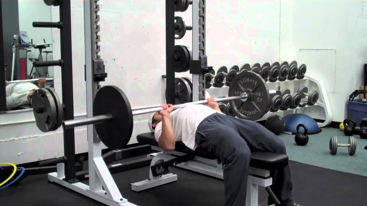 Close Grip Bench - YouTube
