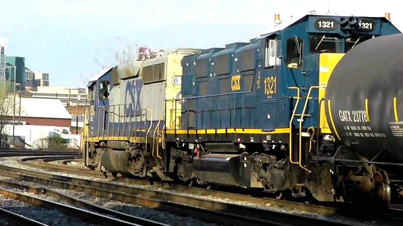 Short CSX Freight w/ Ultra Low Emmissions Diesel Engine Switcher - YouTube