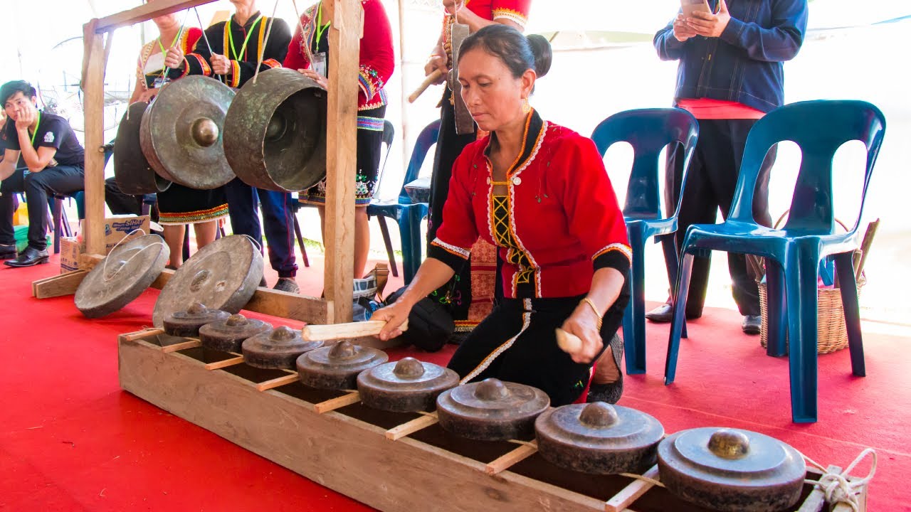 Dusun Sinabu from Tongod - YouTube