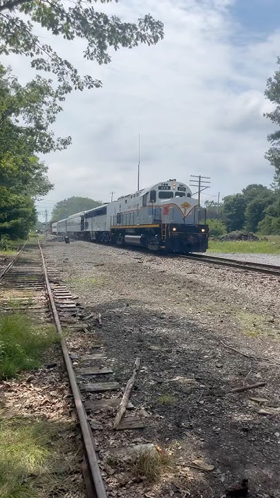 Delaware Lackawanna Train DL41 Photo Runby at Mount Pocono! #shorts #shortsviral #trending - YouTube