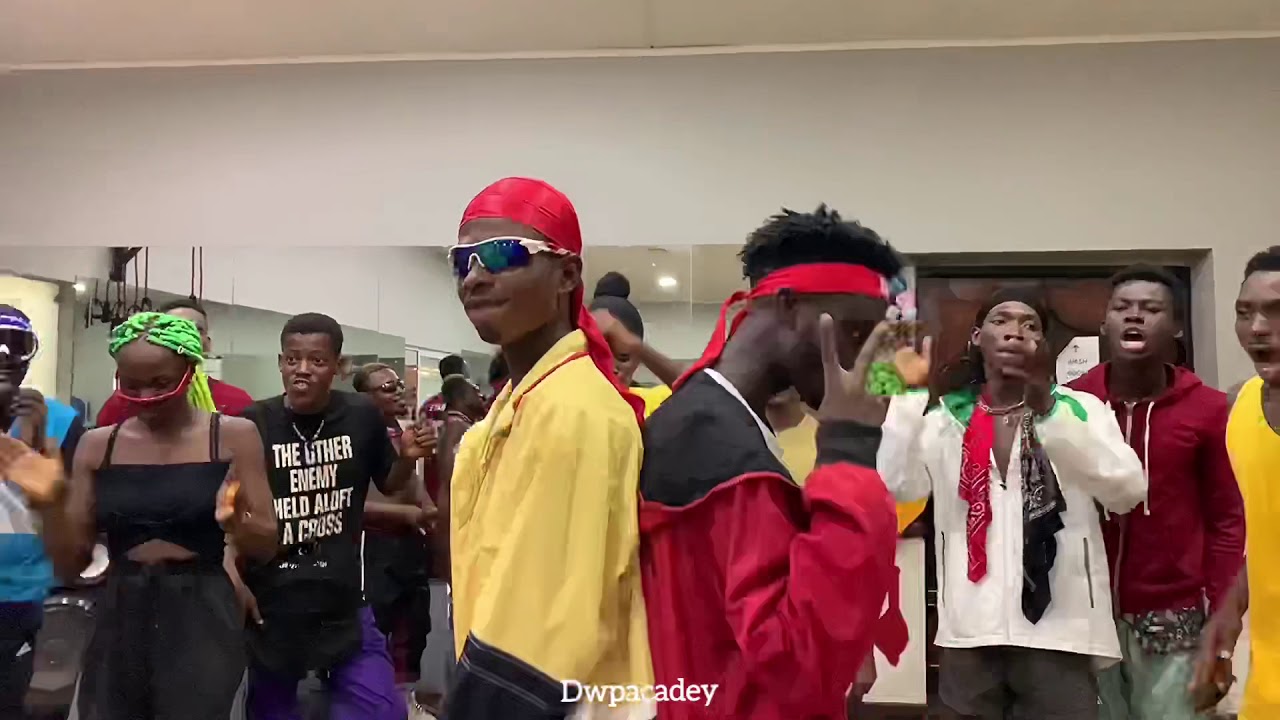 Medikal - Kayayo viral video | Dwp Academy - YouTube