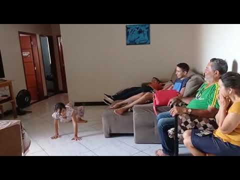 menina elástica