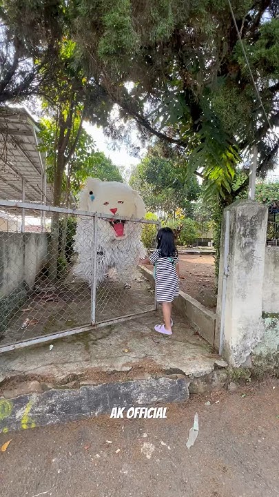 Neng Nazla Keluarin Can Macanan Dari Kandangnya!!! - YouTube