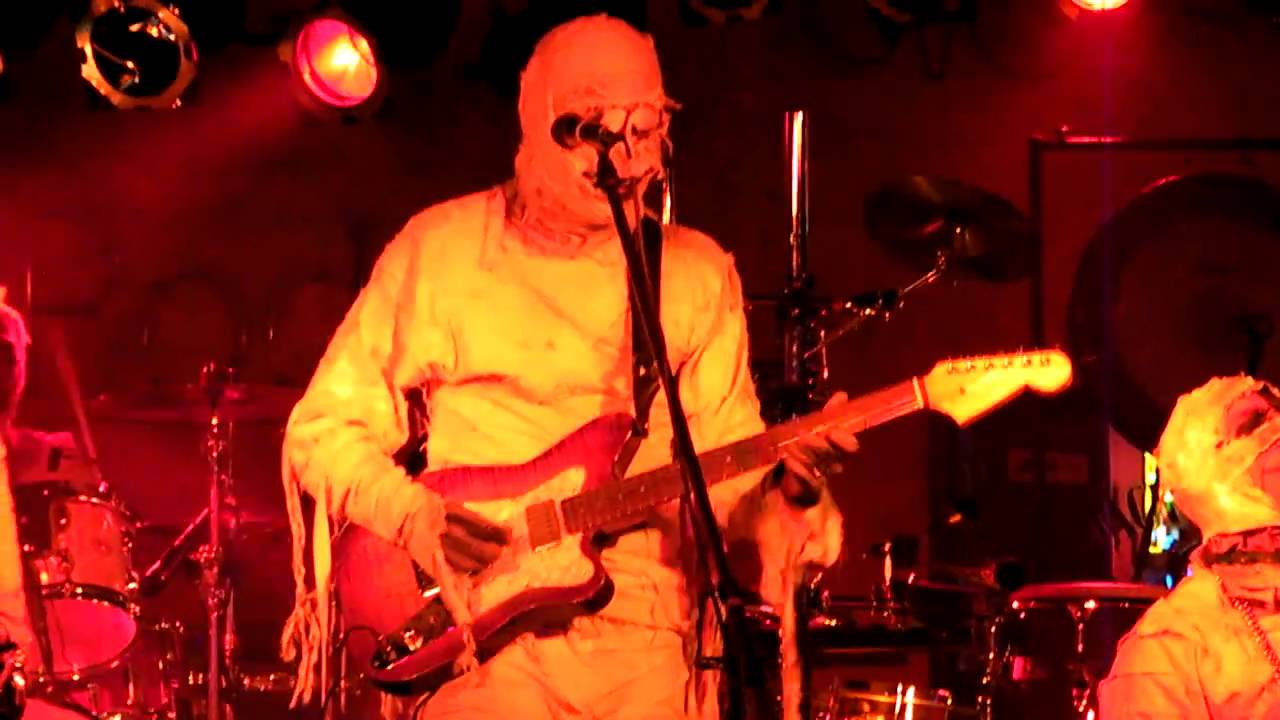 Here Come The Mummies encore @ Midnight Rodeo in Springfield, MO - YouTube