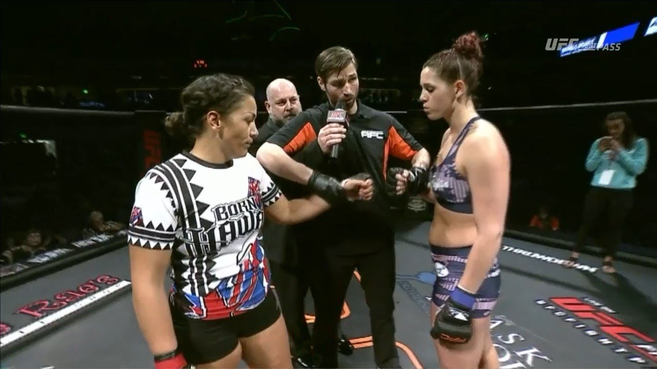 Maura Tynanes vs. Holli Salazar - YouTube