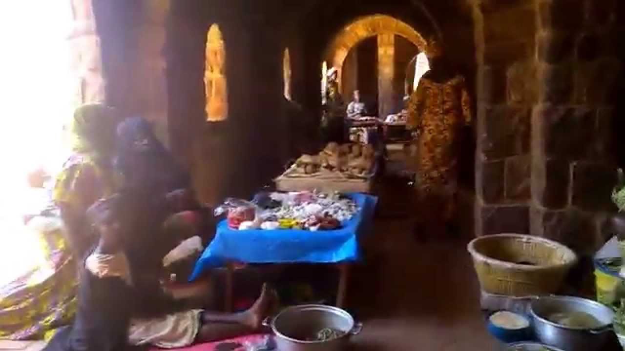 Walking through a Market in Bankass, Mali - YouTube