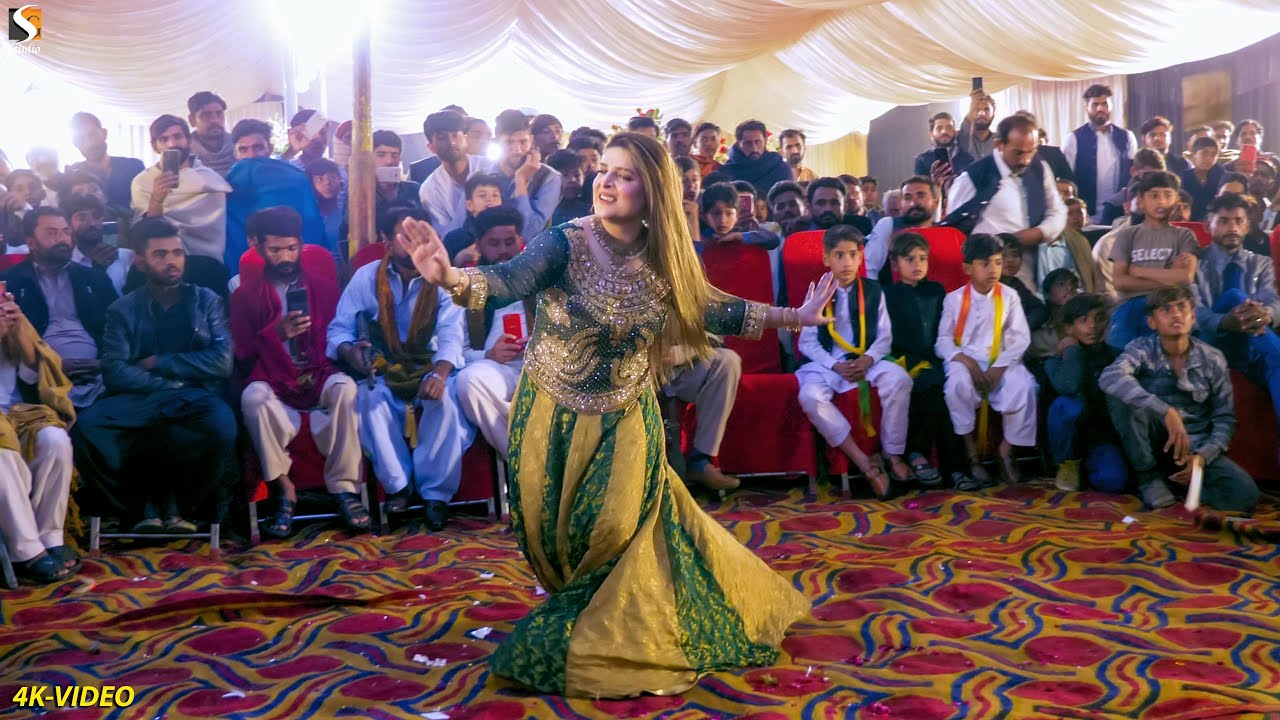 Aey Dour Nai Wafa Da , Chahat Baloch Dance Performance 2023 - YouTube