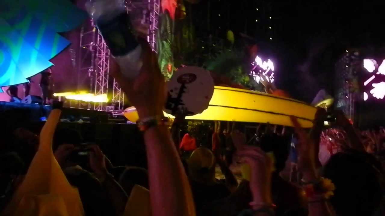 Dada Life Banana EDC 2013 - YouTube