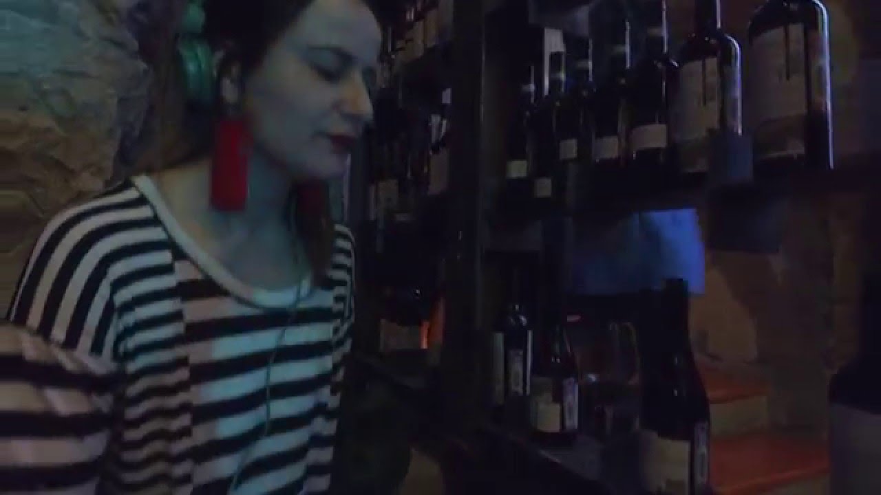 Friday night al la Stanza with super DJ Cecile Plaige - YouTube
