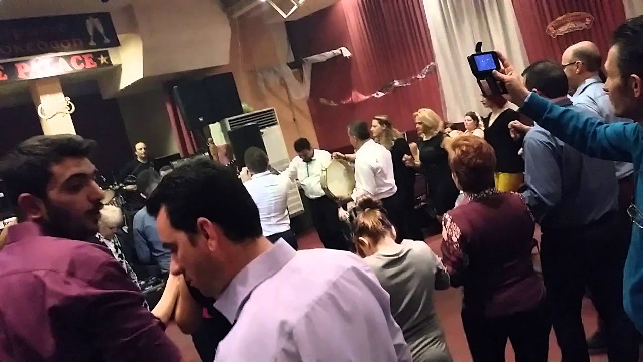 Στου βοριά το μπαλκονάκι ! - YouTube