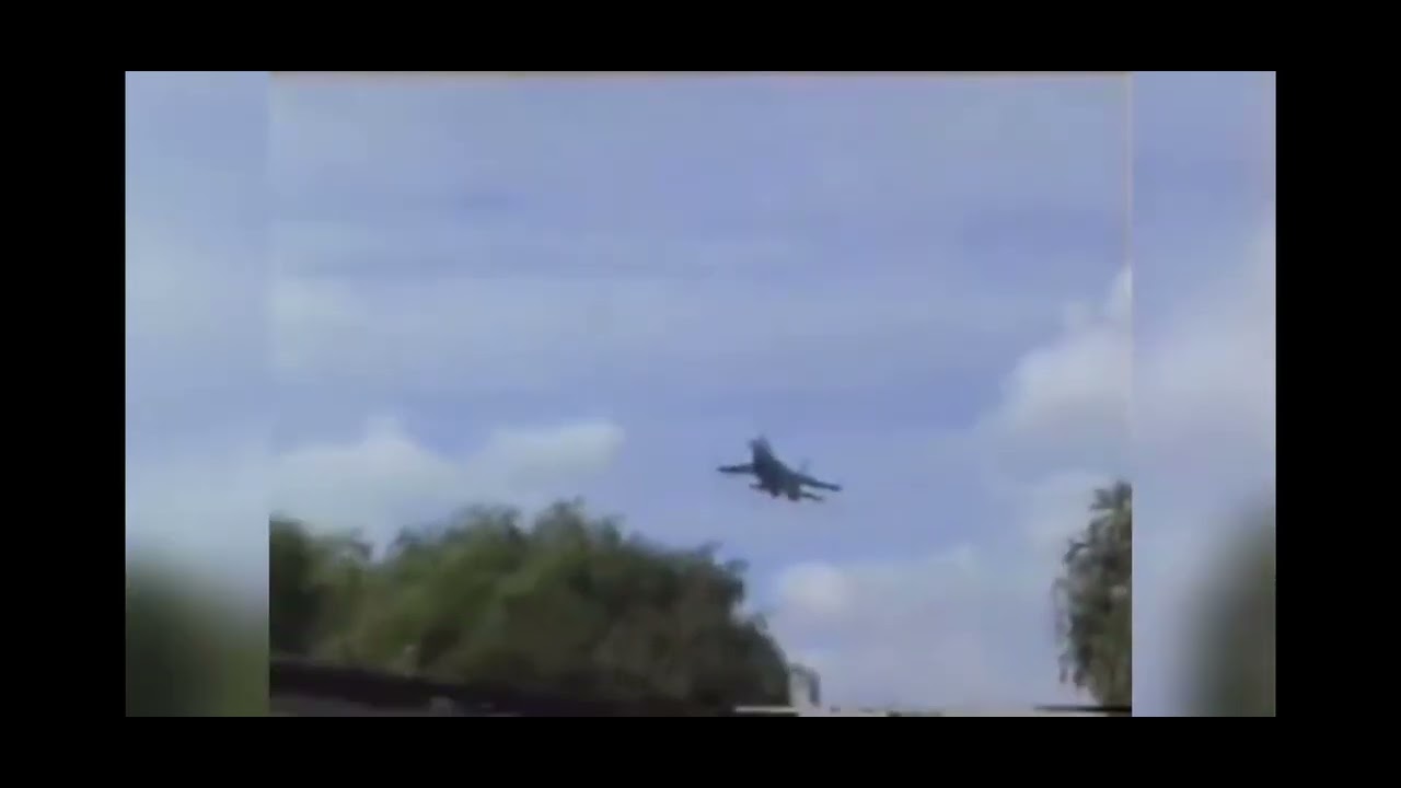 Skynliv air show disaster footage - YouTube