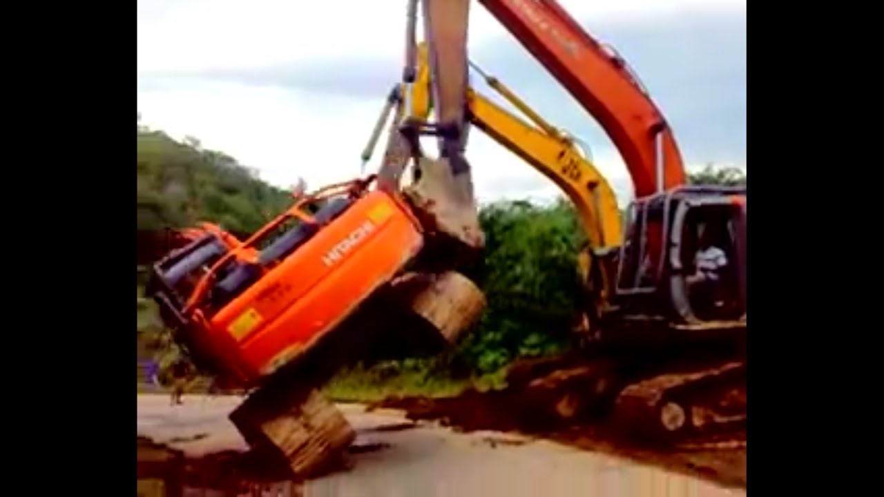 excavator incident (cv.hsgroup) - YouTube