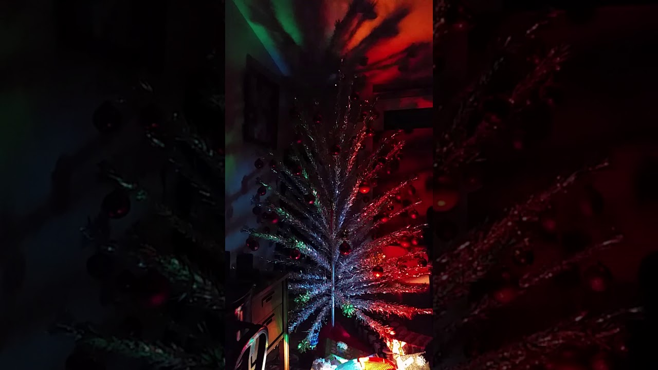 Color wheel / vintage foil Christmas tree - YouTube