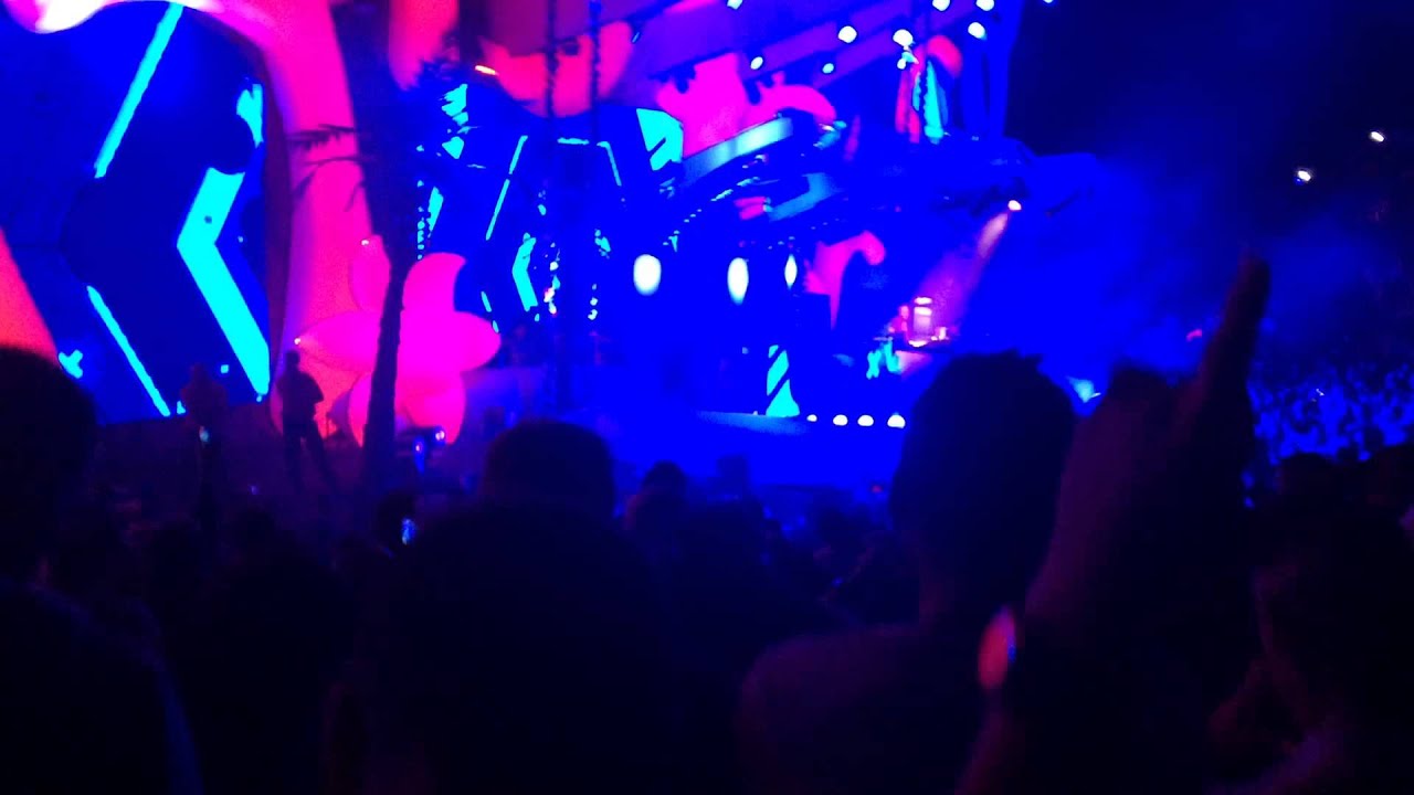 Sunrise Festival 2015 - DJ KRIS - YouTube