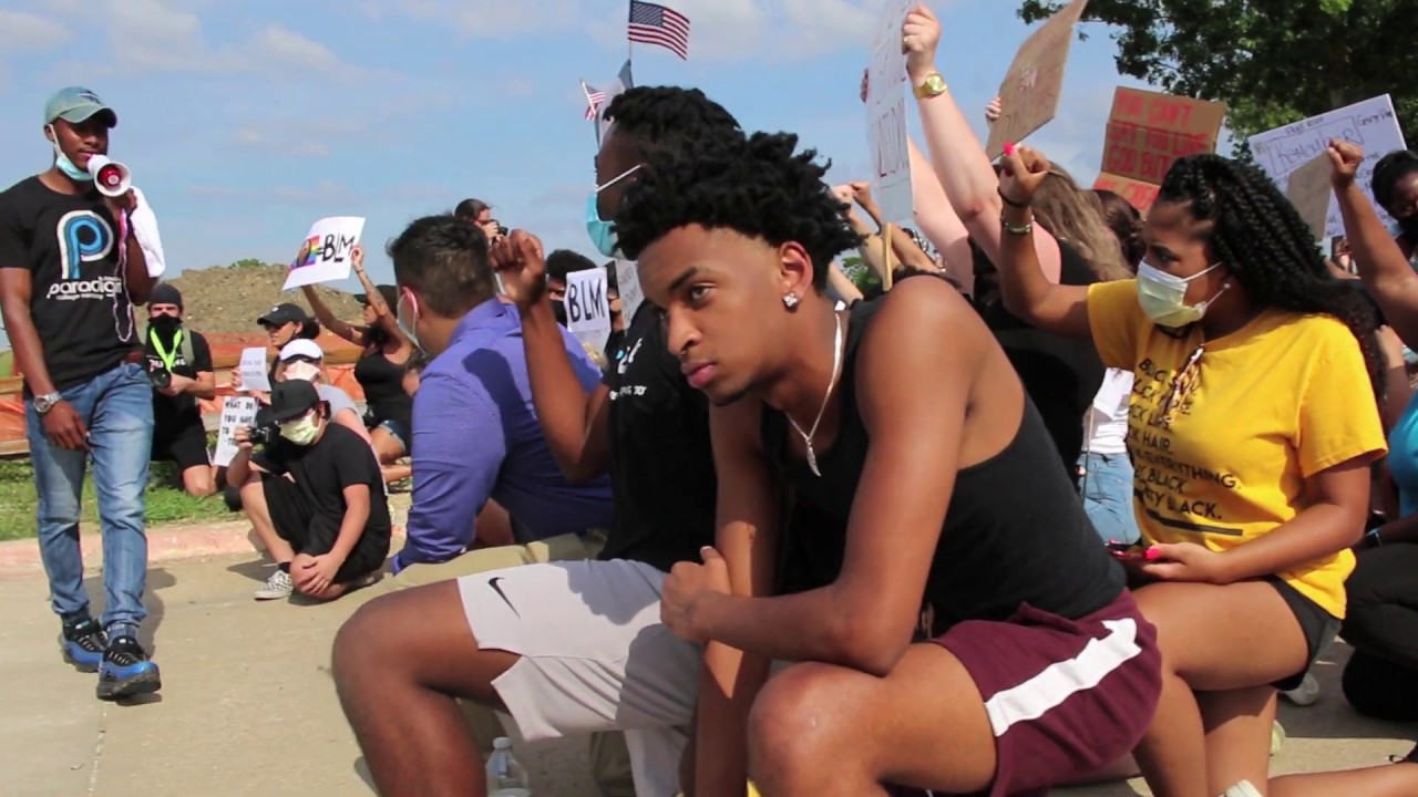 FRISCO Community showing SOLIDARITY in PEACEFUL Protest - YouTube
