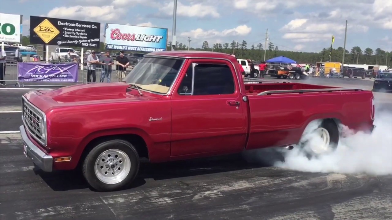 Dodge d100 street truck with a ton of nitrous and a hemi (burnout and ...