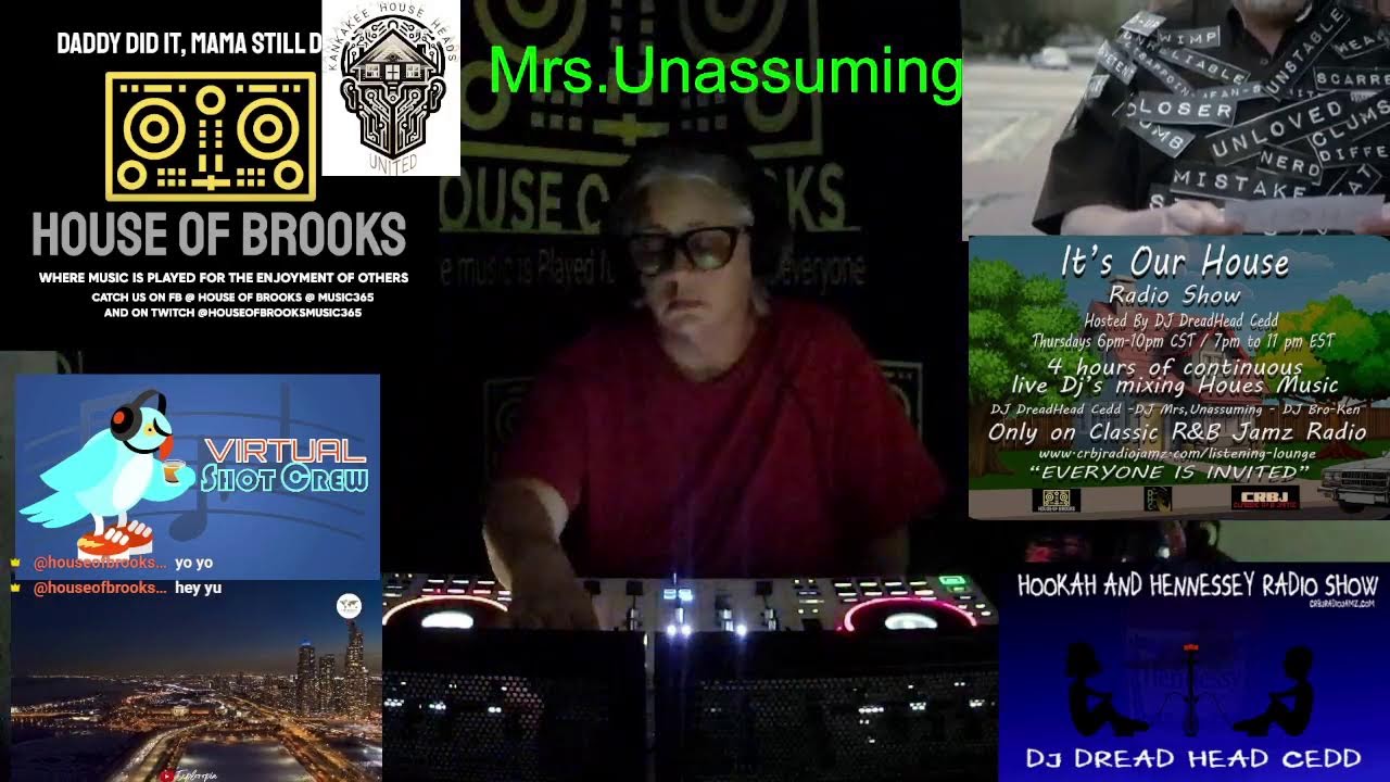 House of Brooks playing around with music - YouTube