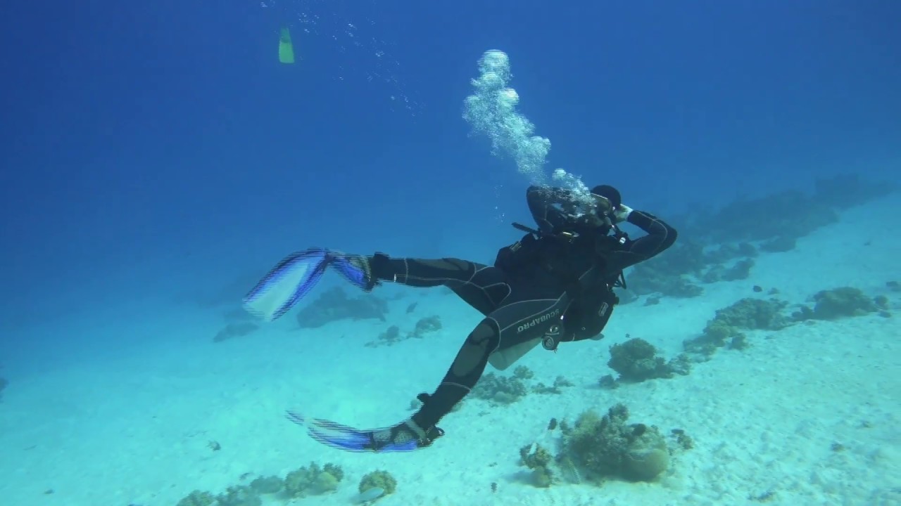 Happy Diving ;-) - YouTube